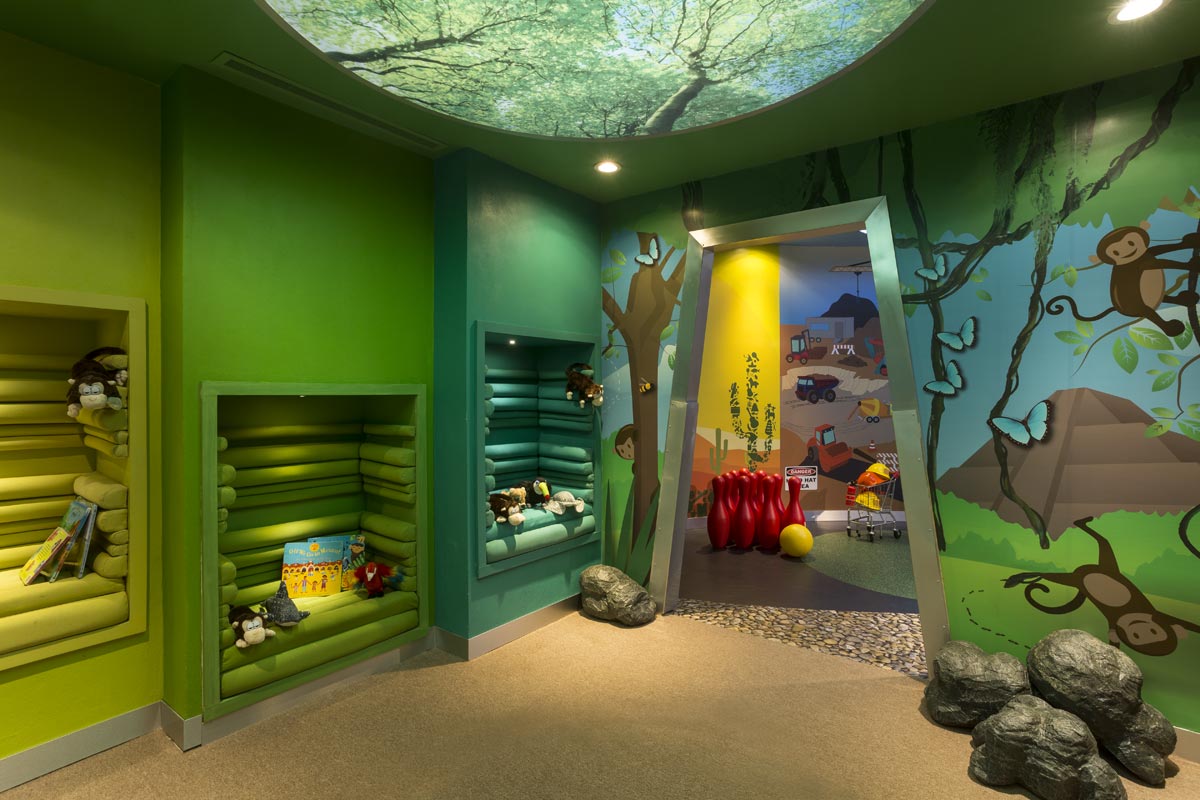 Grand-FA-Coral-Beach-library