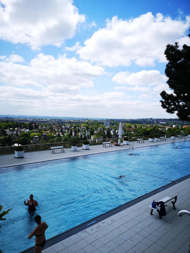 wiesbaden-opelbad-alberca