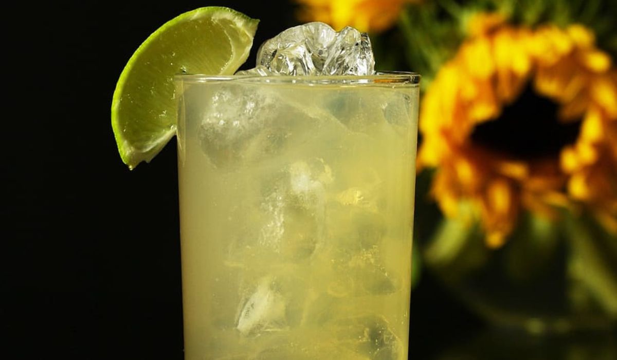 Berta, la bebida tradicional de Taxco, hecha con miel, limón y tequila