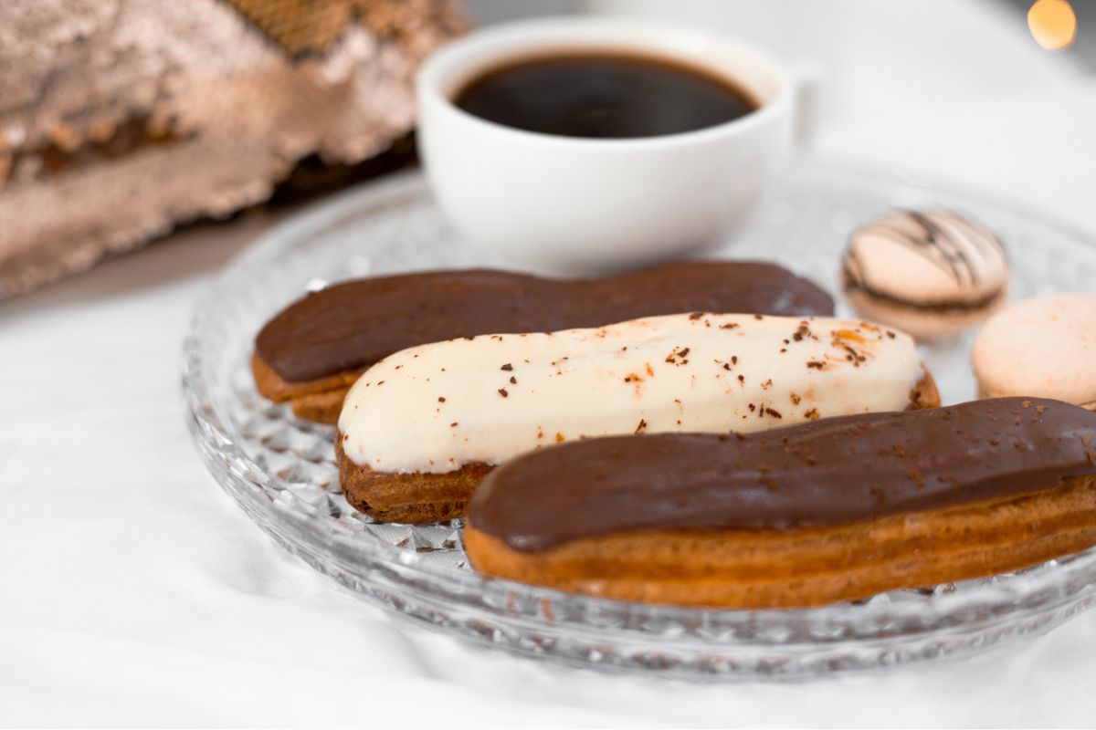 origen-del-eclair