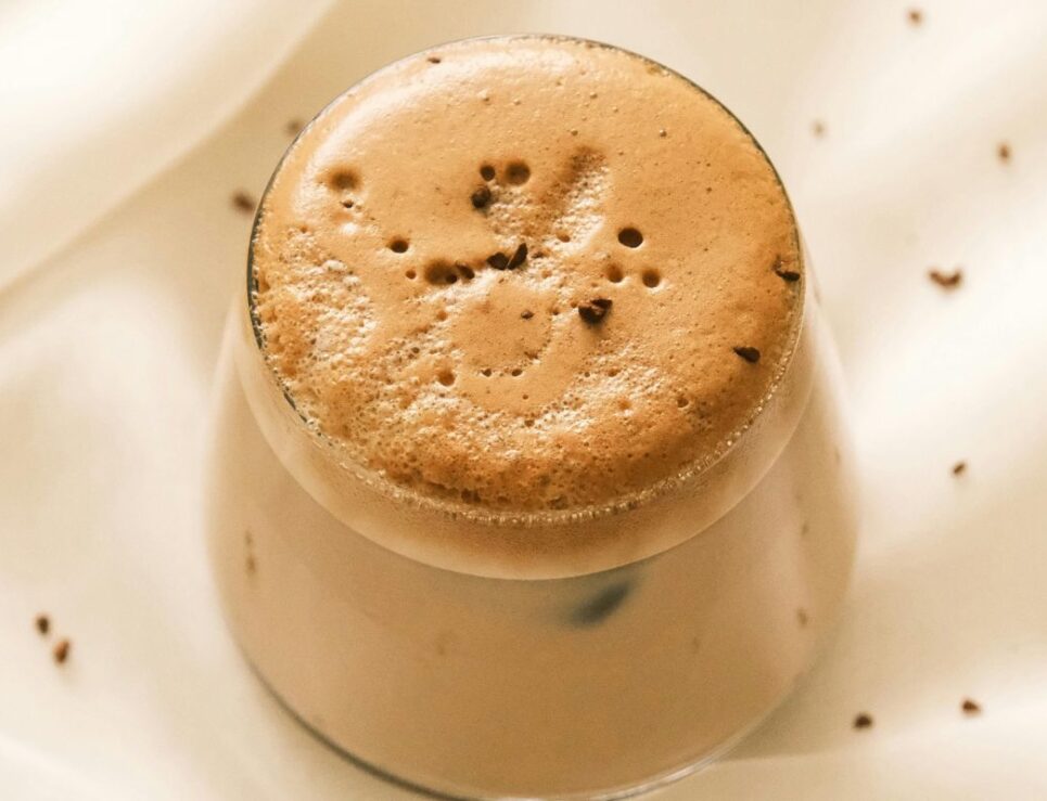 mocha-mousse-color-2