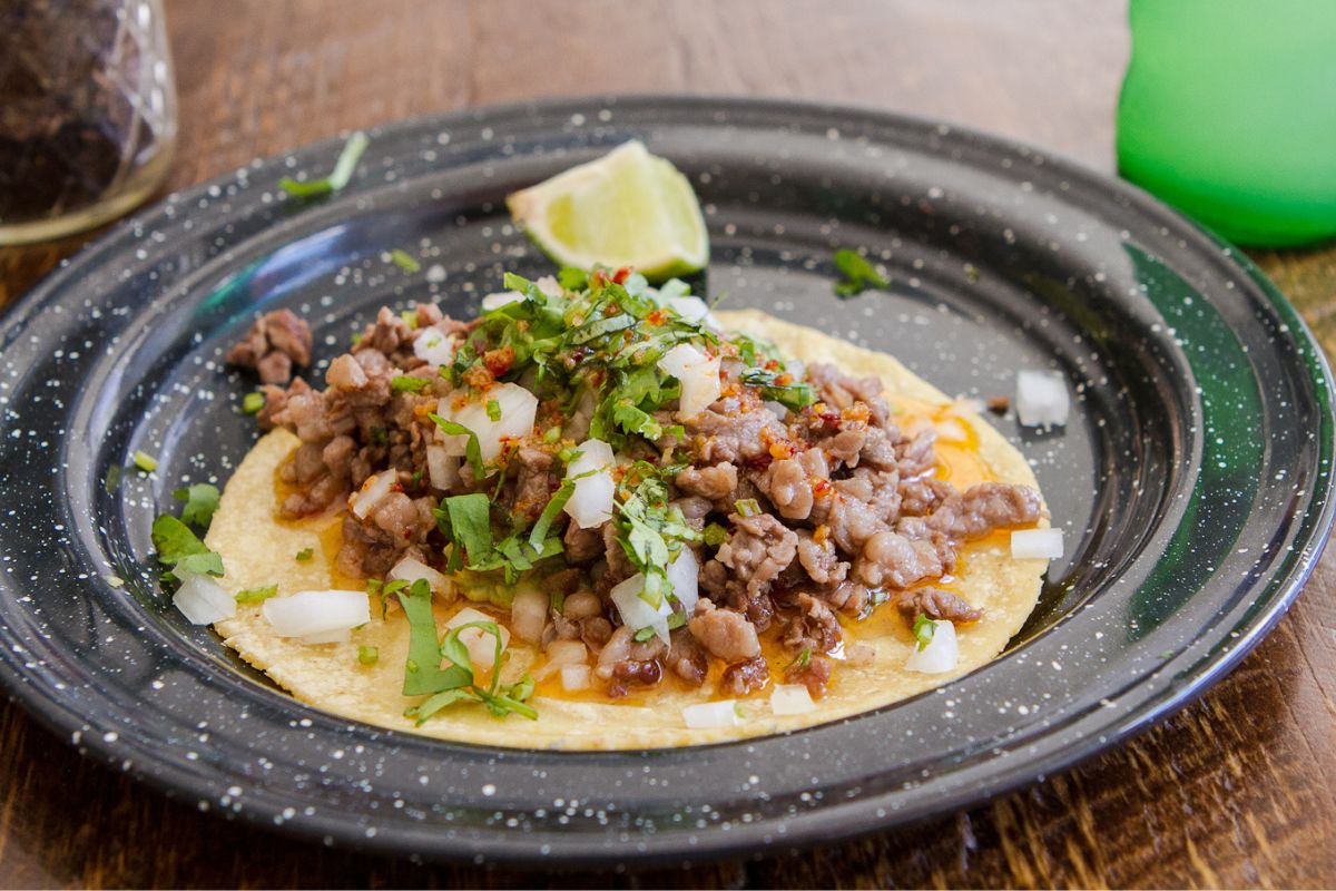 Taco Campechano: ¿qué lleva y por qué es uno de los tacos de noche ...